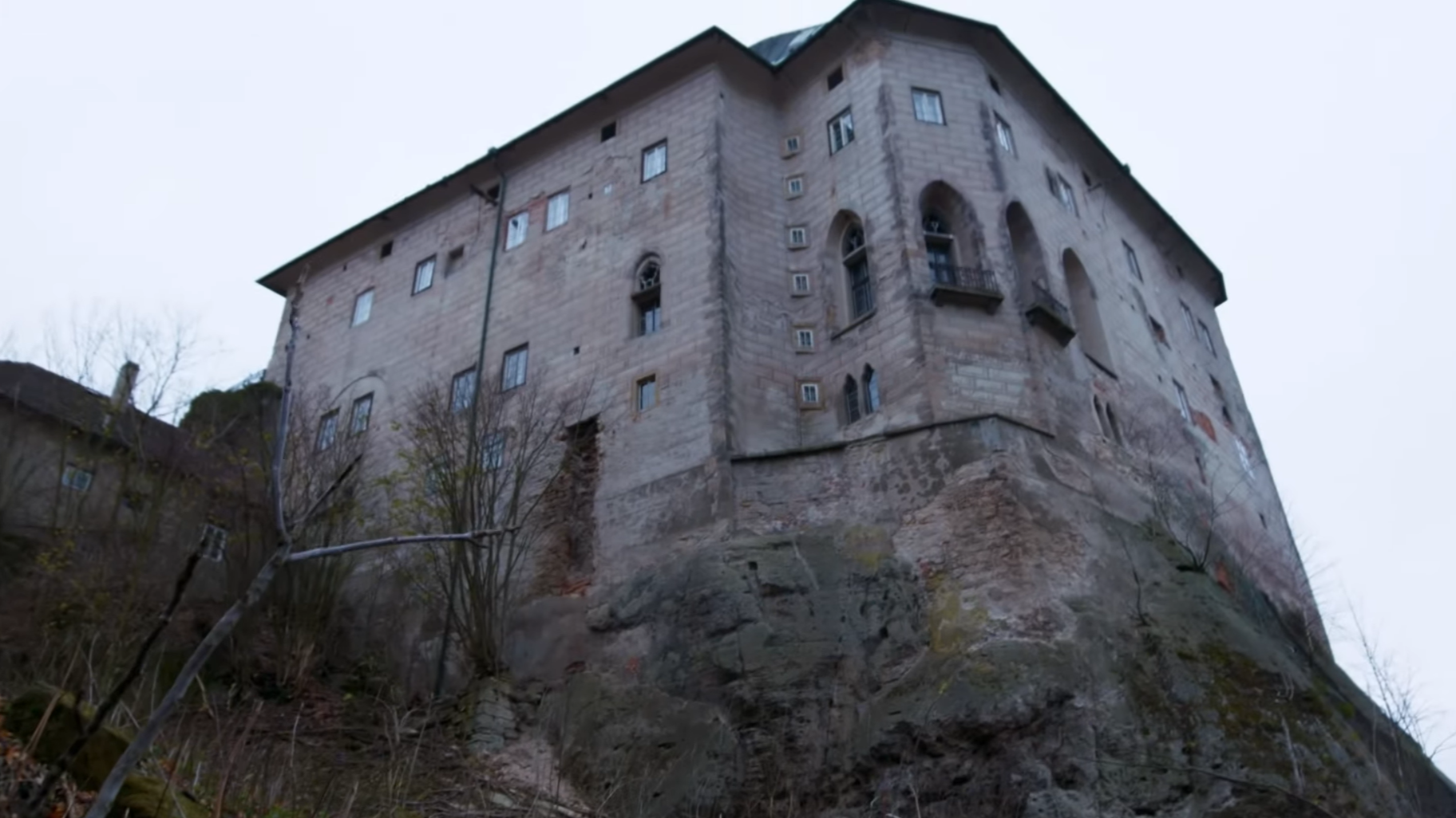 The World’s Most Extreme Haunted Houses - Strong Mind, Brave Heart